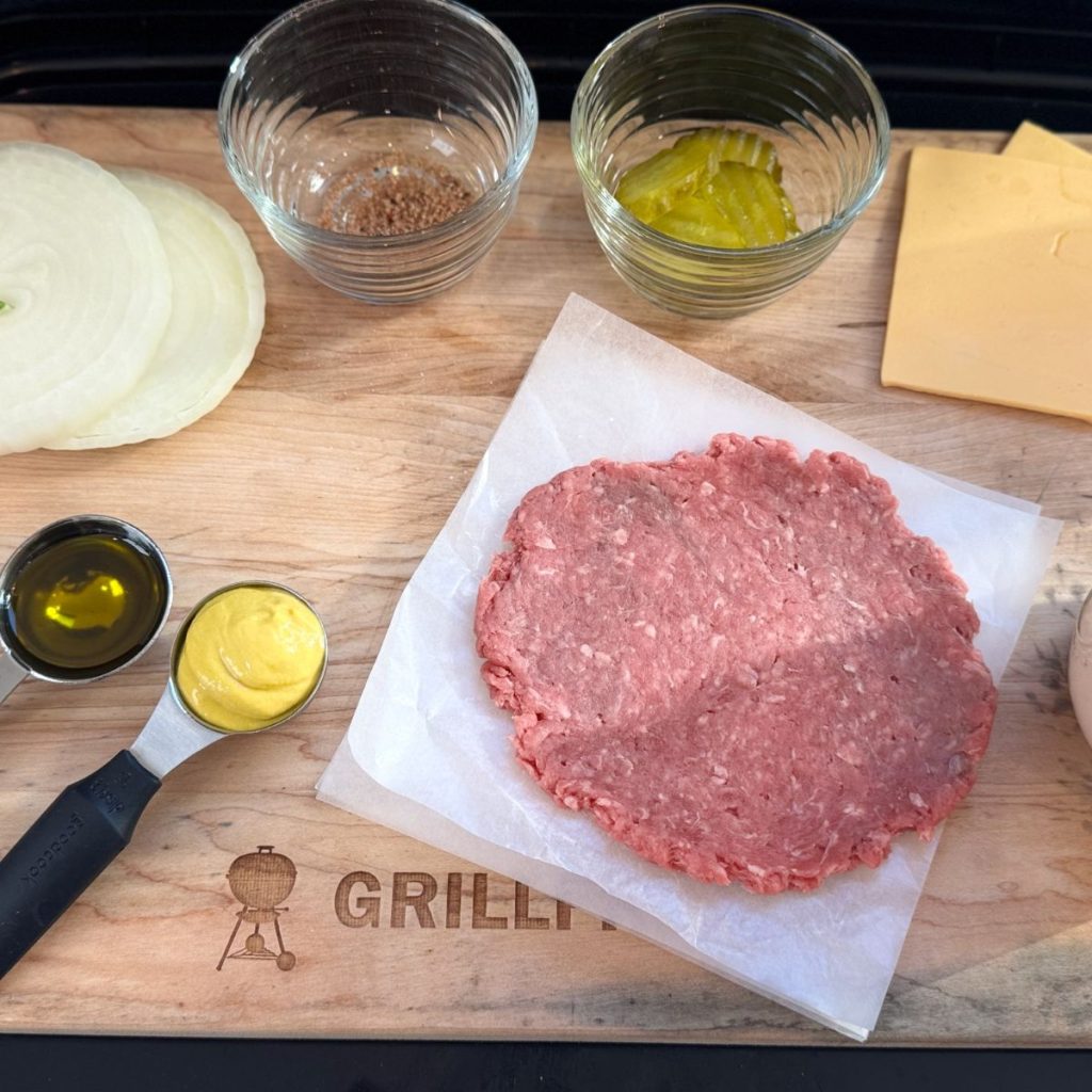 Viral Onion-Wrapped Flying Dutchman Burger - Grill Frenzy